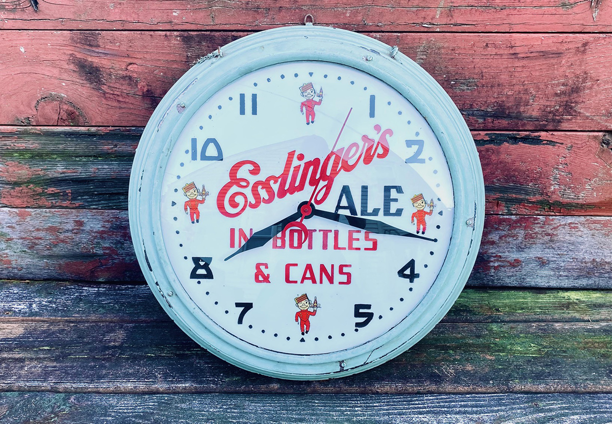 Esslinger's Ale Clock - Breweriana Aficionado