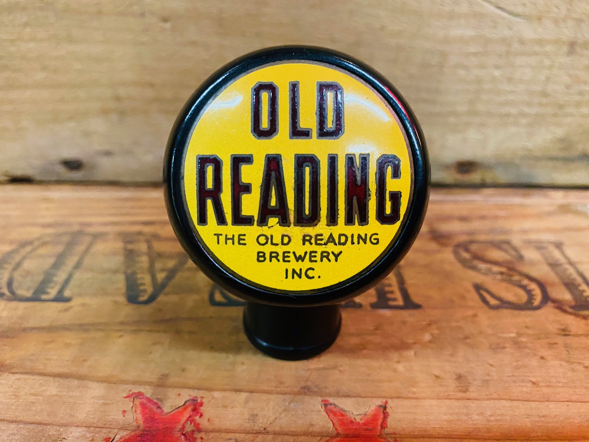 Old Reading Beer Ball Tap Knob - Breweriana Aficionado